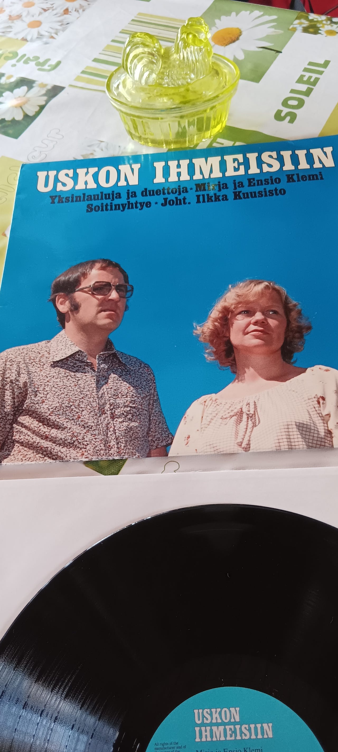 Uskon Ihmeisiin 1981 ensio Klemi Kuusisto yht. | Tori