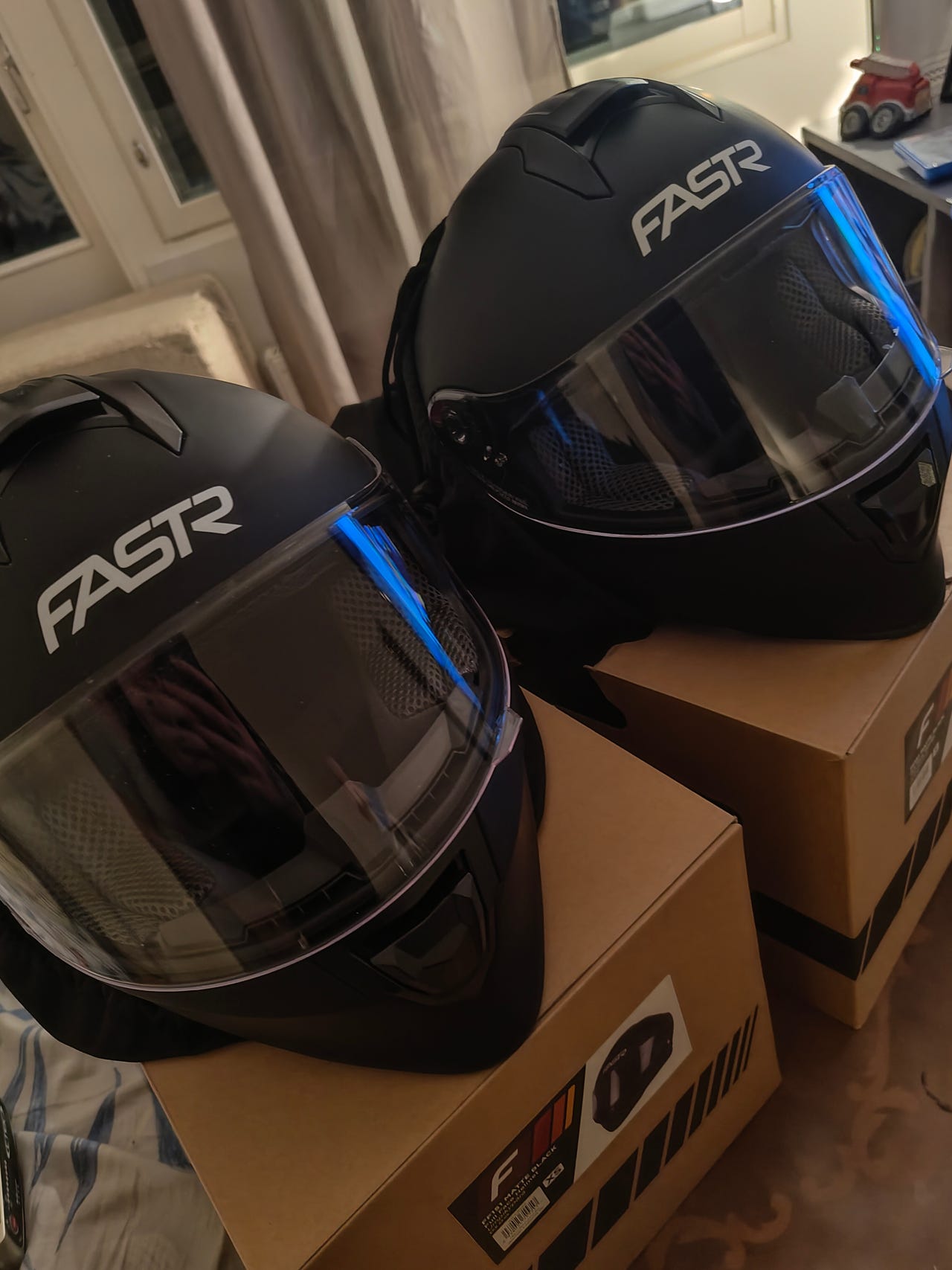 FF151 Matte Black Full face Helmet | Tori