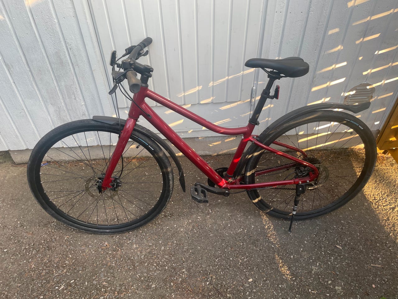 White AX series S/16” naistenpyörä | Tori