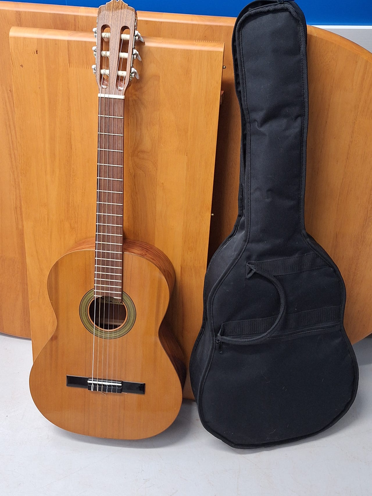 Raimundo akustinen kitara 104-B | Tori