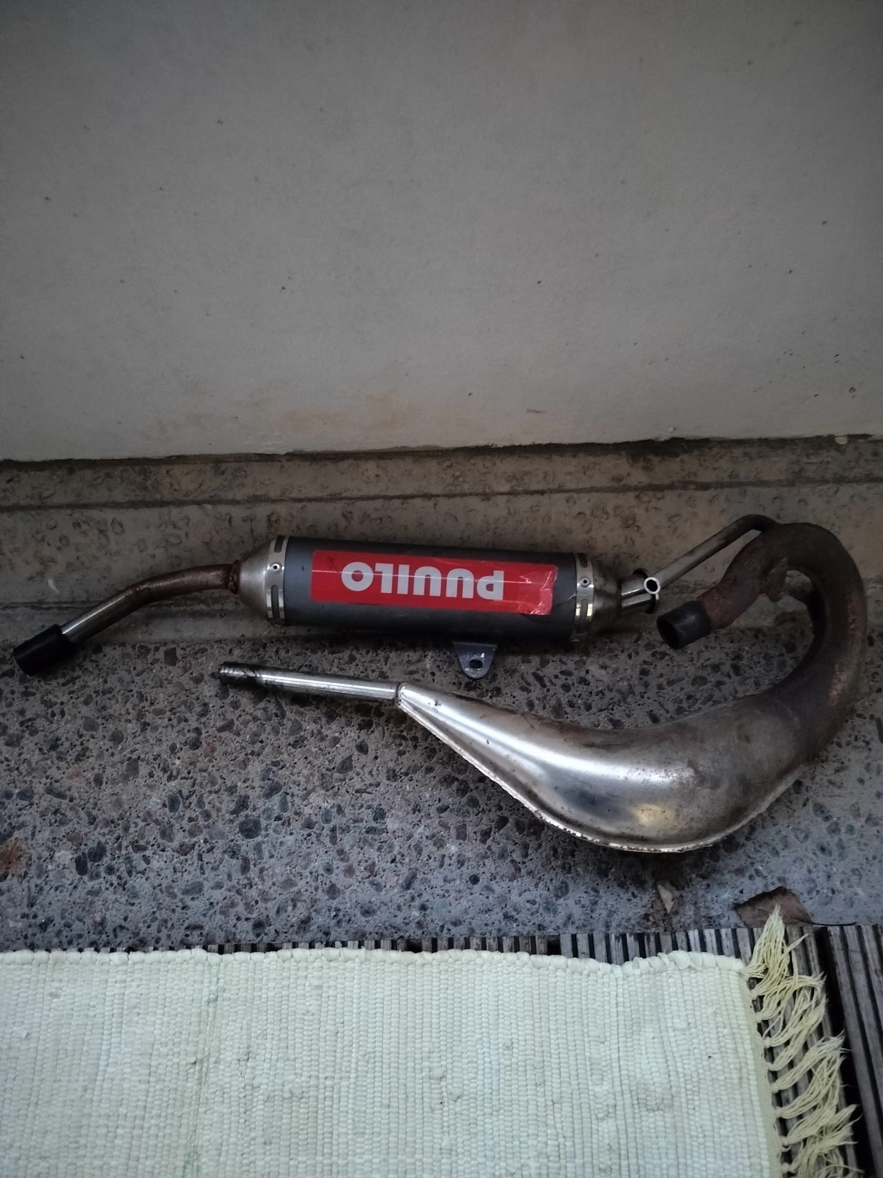 Putki ja änkkä | Tori