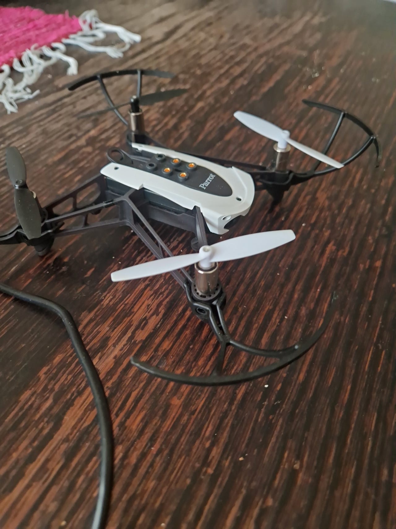 Parrot Mambo Fly | Tori