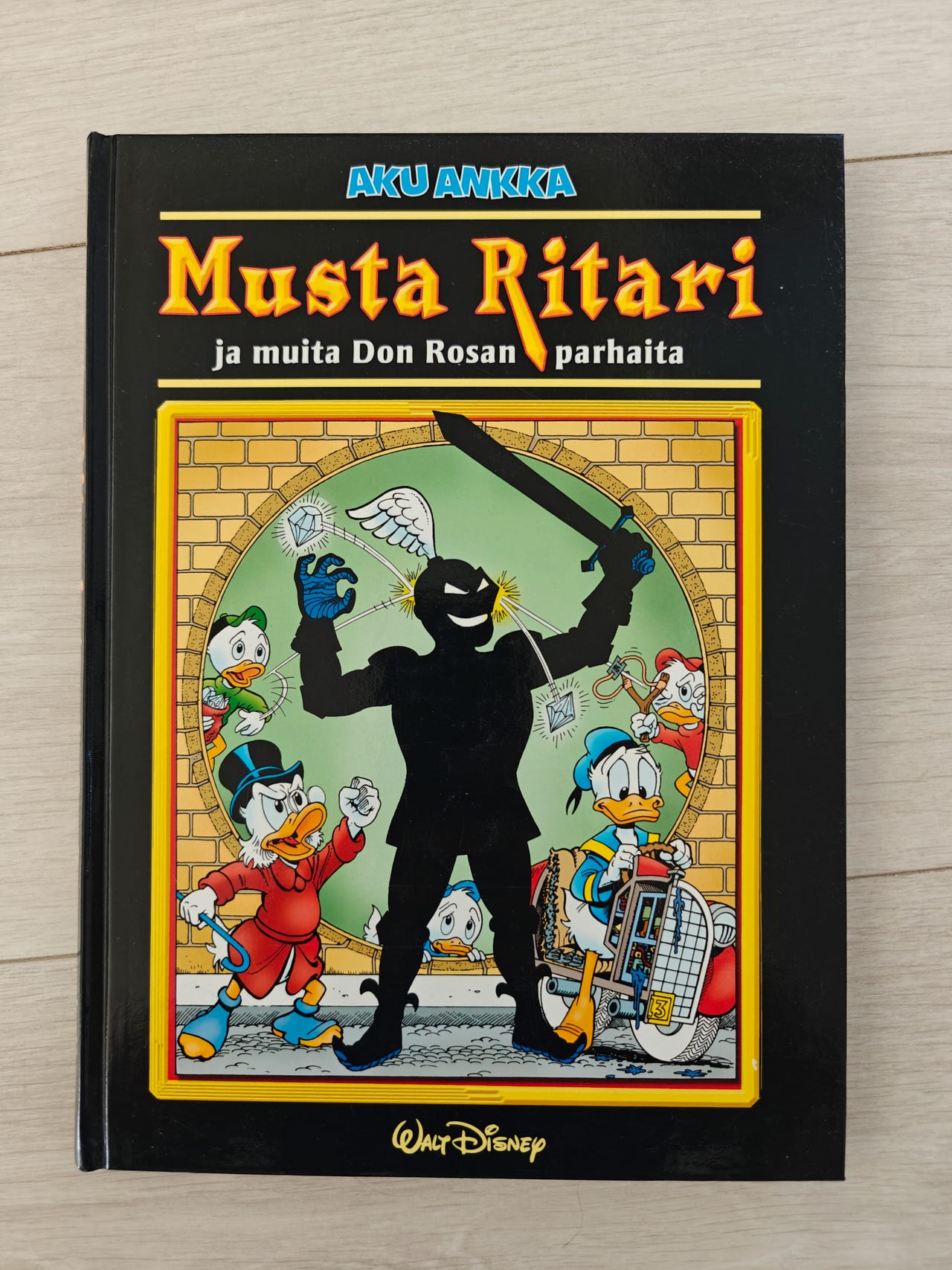Aku Ankka - Musta Ritari | Tori