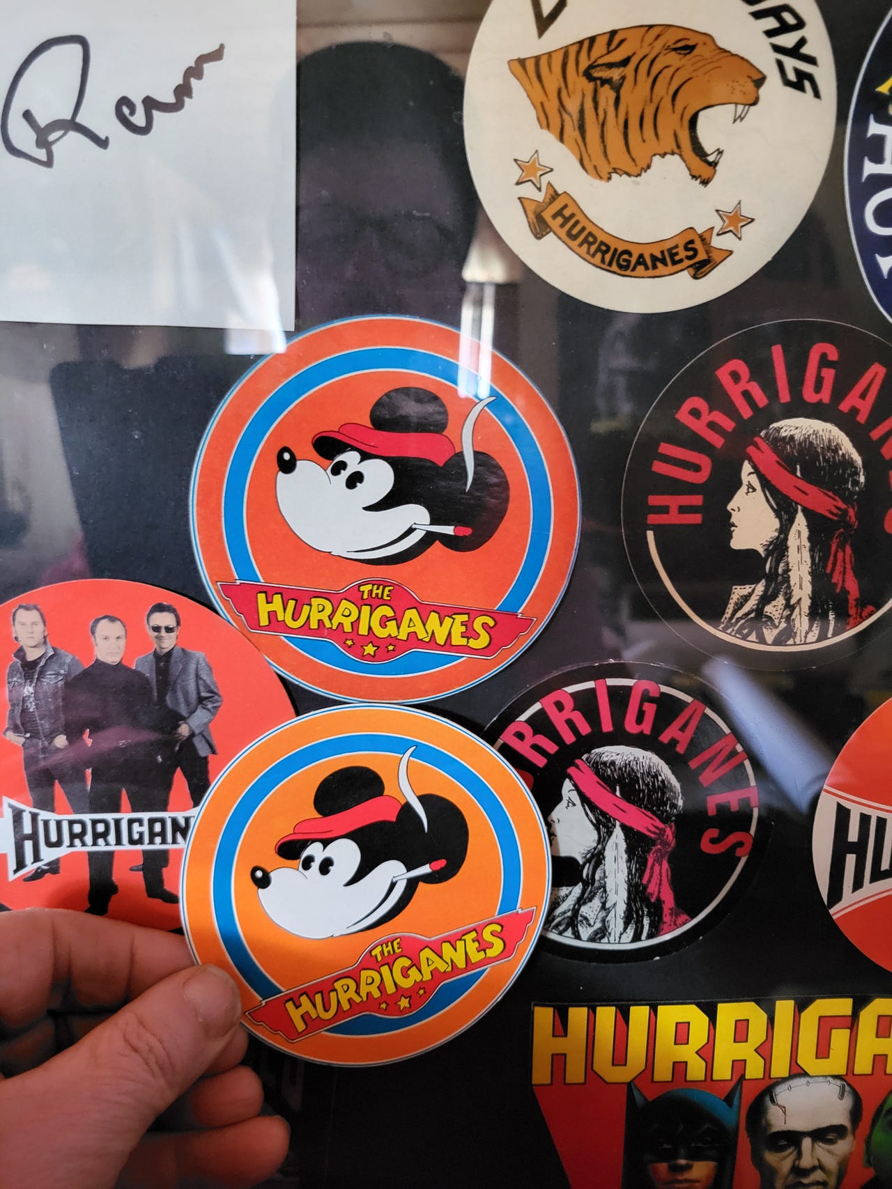 Mikki-Hiiri tarroja Hurriganes | Tori