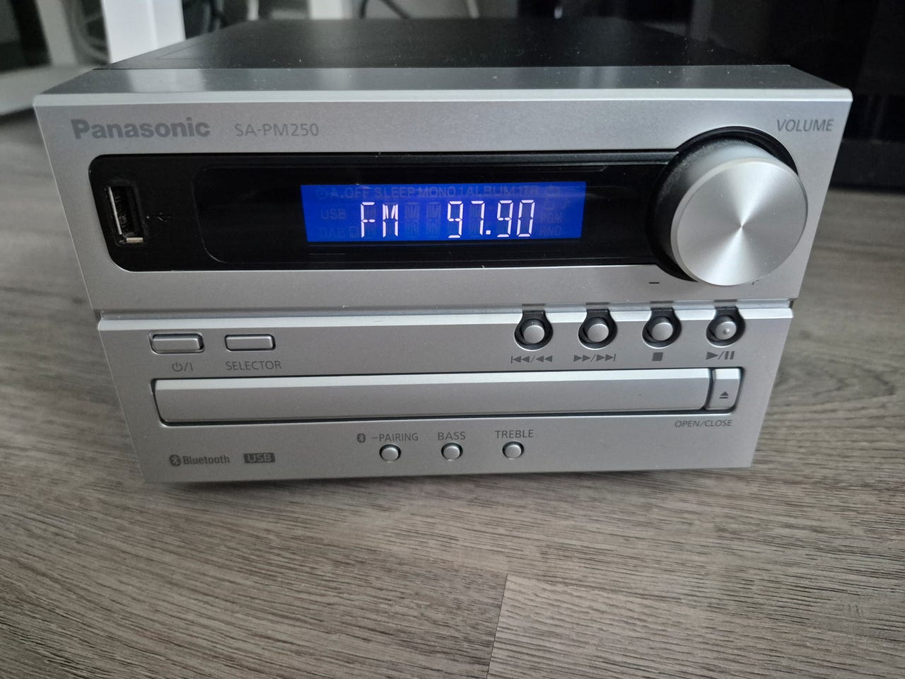 Panasonic SCPM250 FM CD Micro BT Hopea | Tori