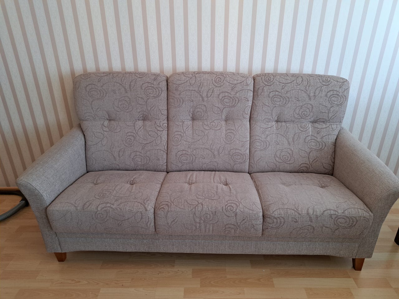 Kotimainen Anne sohva harmaa | Tori