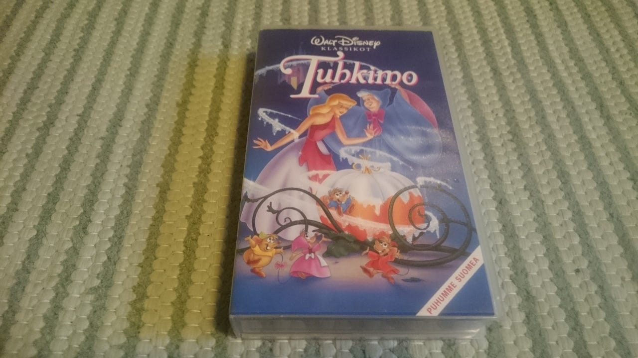 VHS Walt Disney Tuhkimo | Tori