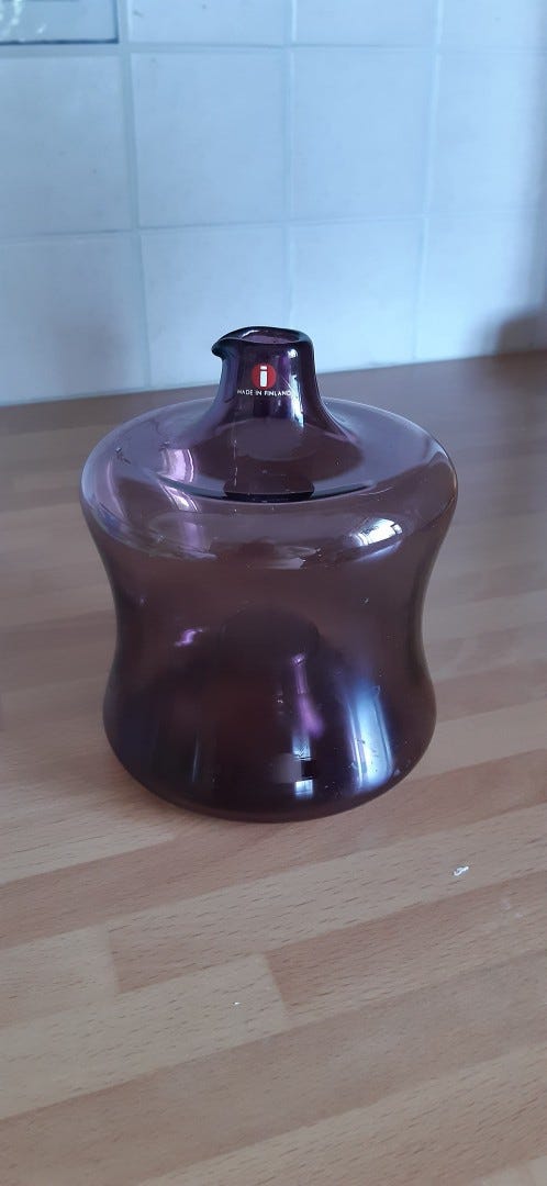 Violetti Timo Sarpanevan pinottava pullo | Tori