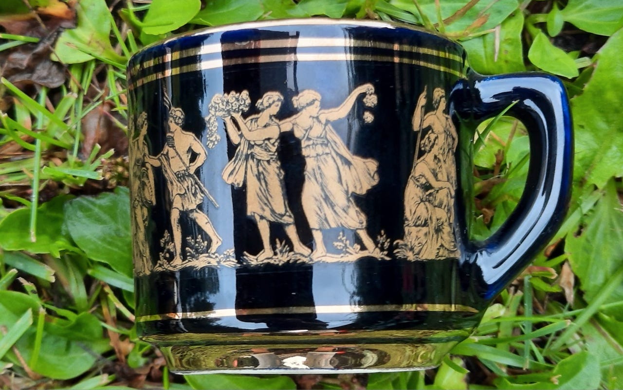 Kultakoristellut kreikkalaiset mokkakupit | Tori