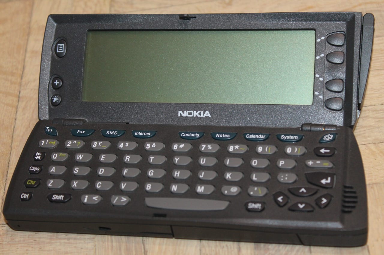 Nokia Communicator 9110 1998 vintage matkapuhelin käyttämättä jäänyt | Tori