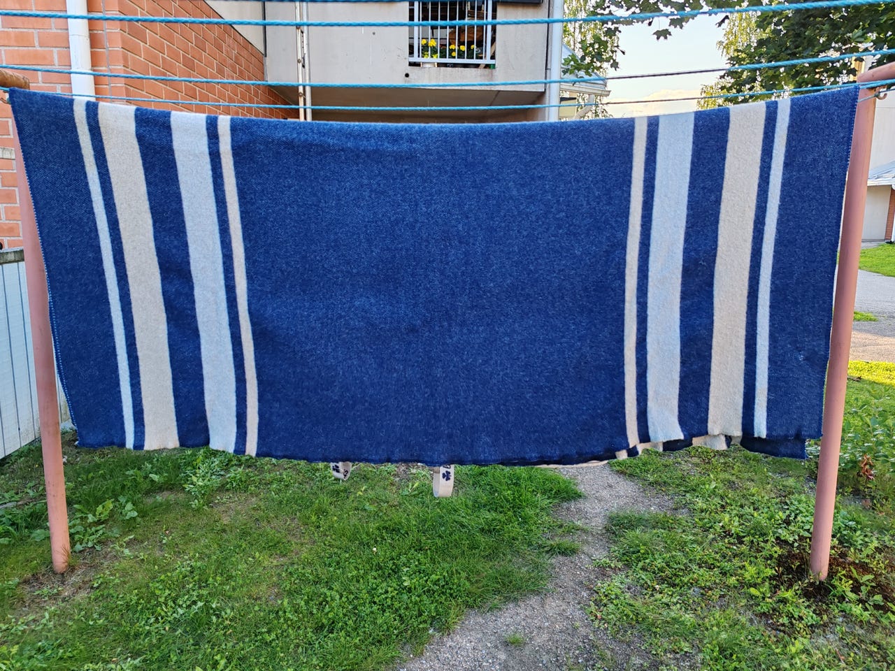 Iso enkkuviltti / villaviltti | Tori