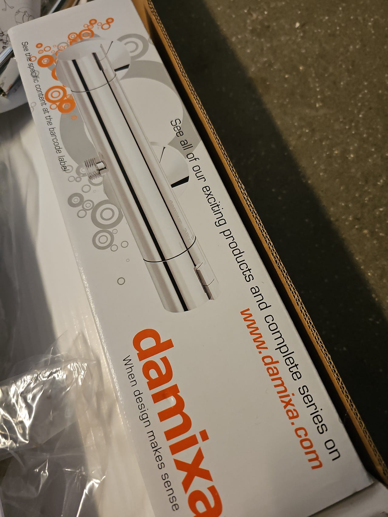 Damixa Felida suihku - 2 kpl uusia | Tori