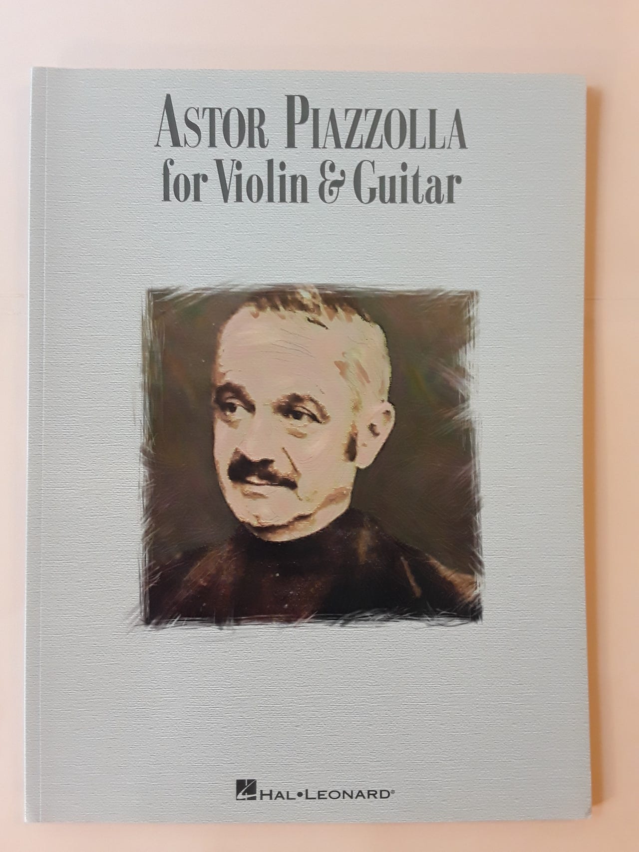 Nuotti: Vaativampaa soittamista viulu, piano/kitara | Tori