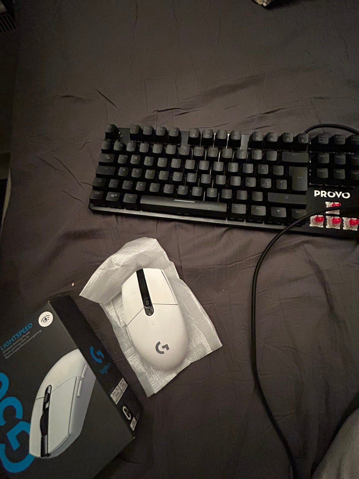 G305 peli hiiri ja mekaaniin näppis | Tori