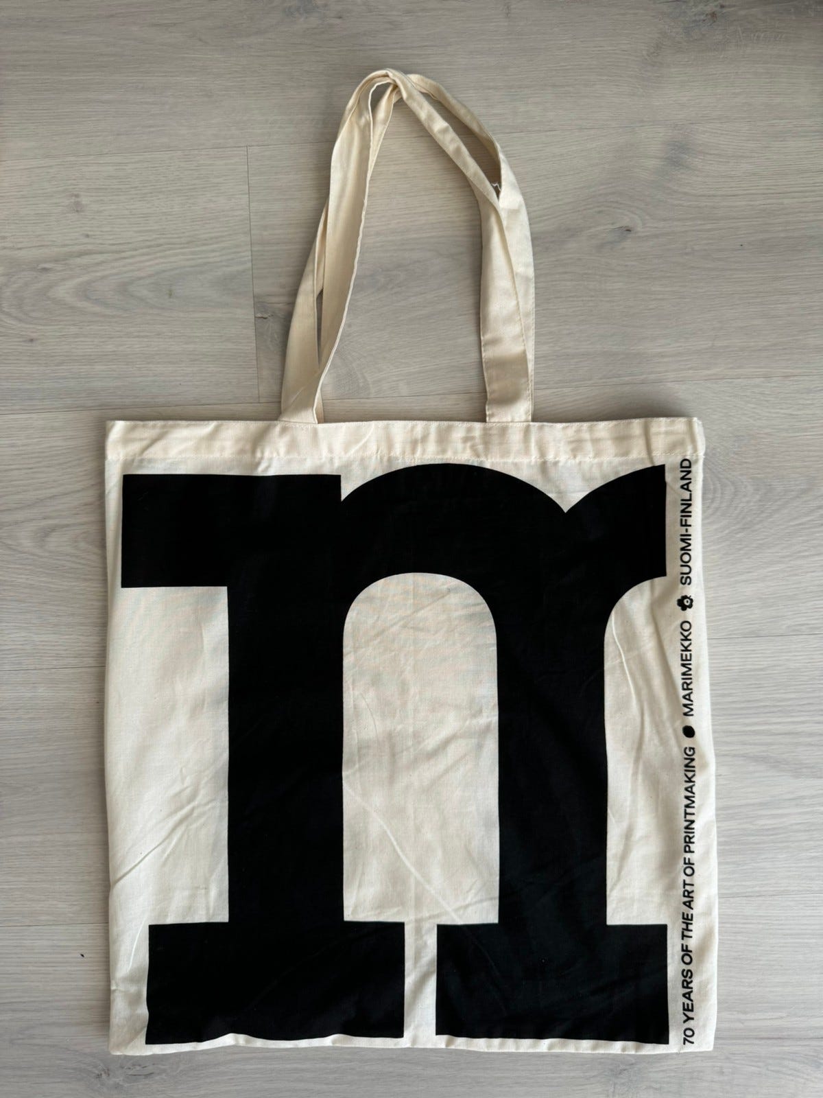 Marimekon musta kangaskassi | Tori