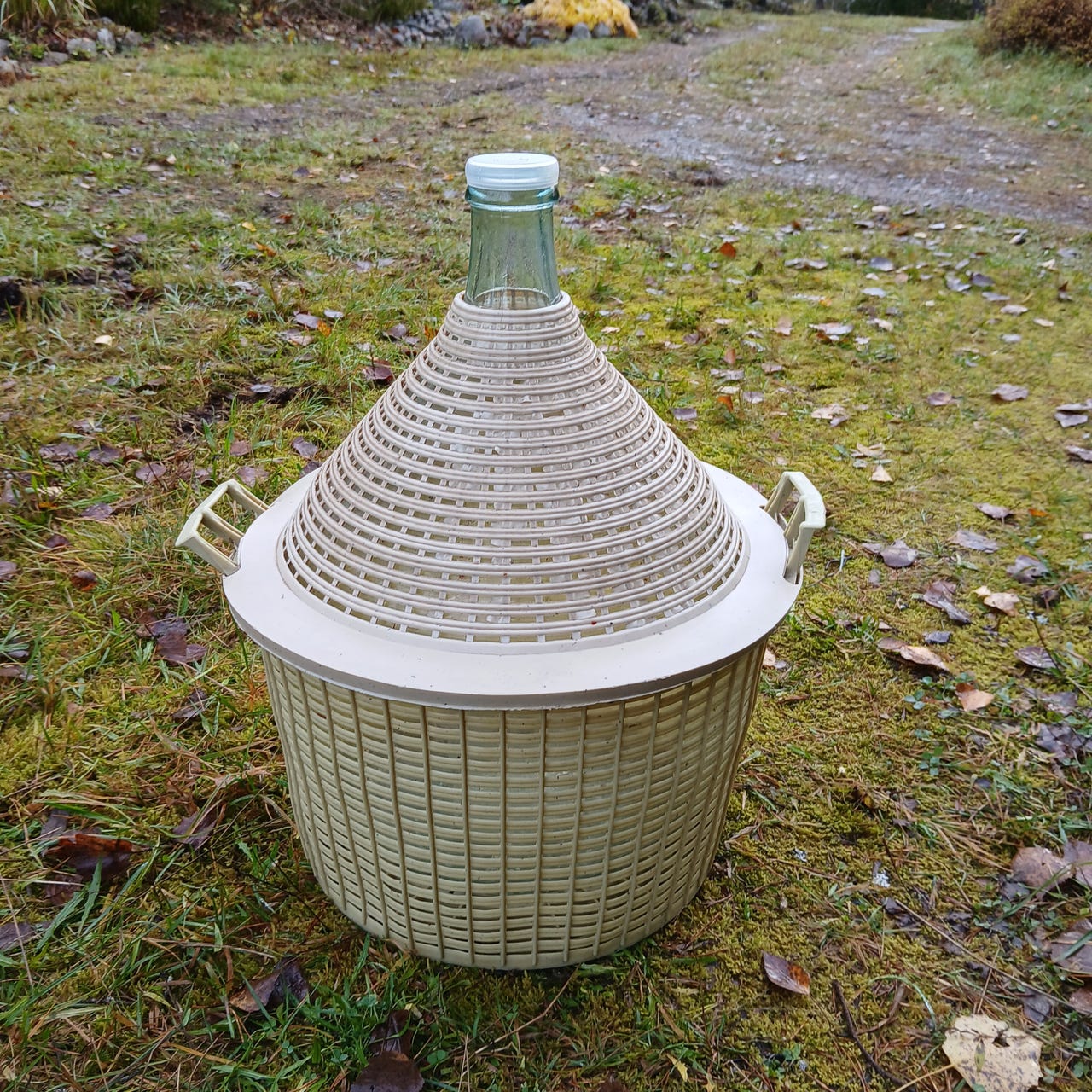 Viinin..käymispullo? | Tori