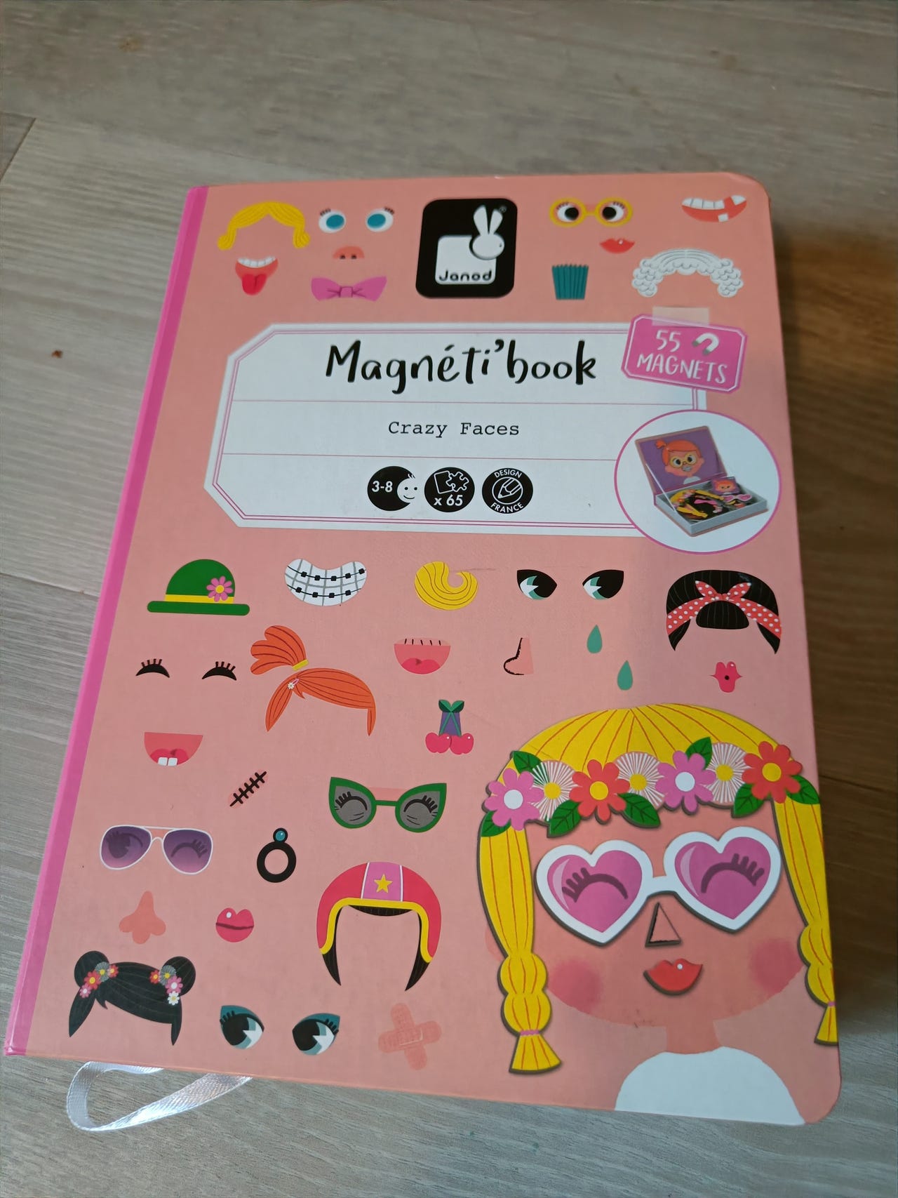 Crazy faces Magnetic book | Tori