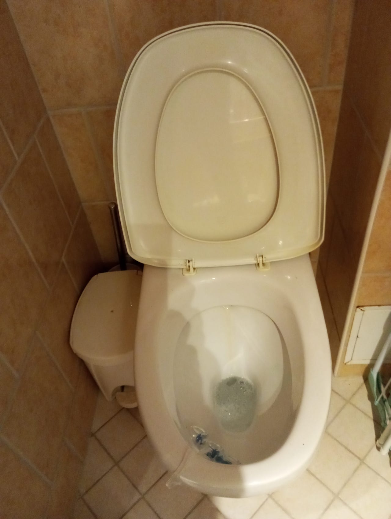 Wc istuin Arabia painonappi | Tori