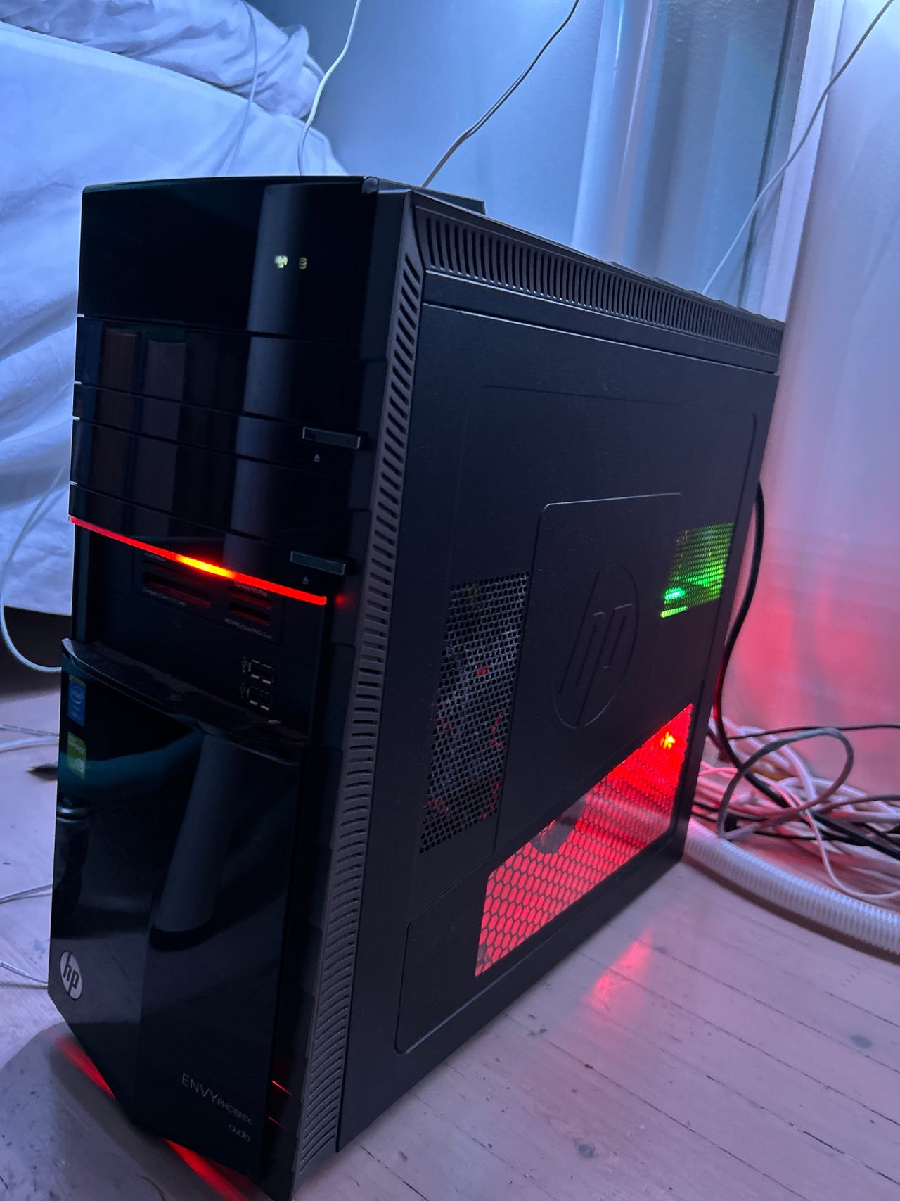 Pelikone (HP ENVY/16GB/128GB SSD/1TB HDD/Geforce GTX 1660 TI/WIN10) | Tori