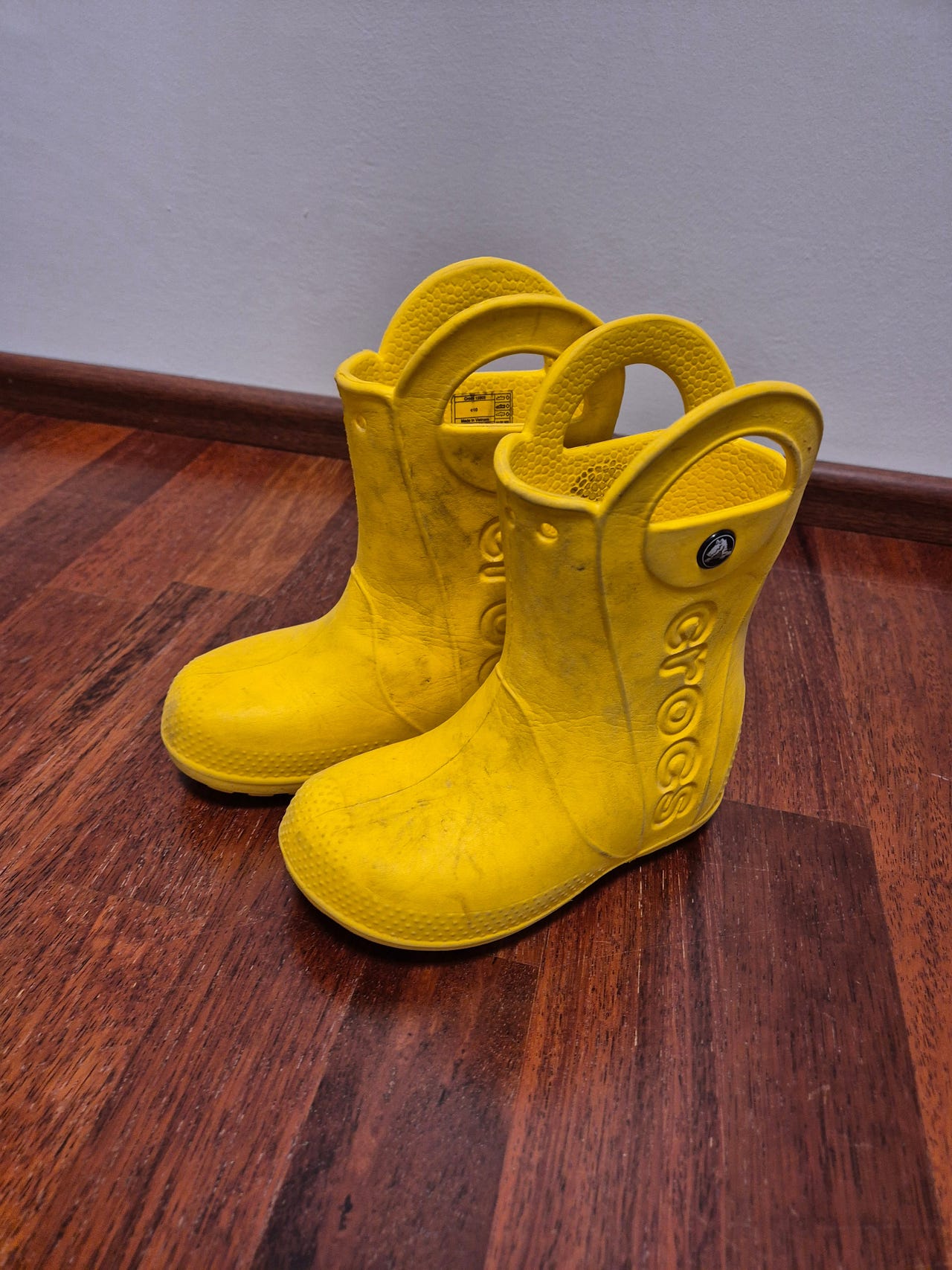 Crocs saappaat 27-28 | Tori