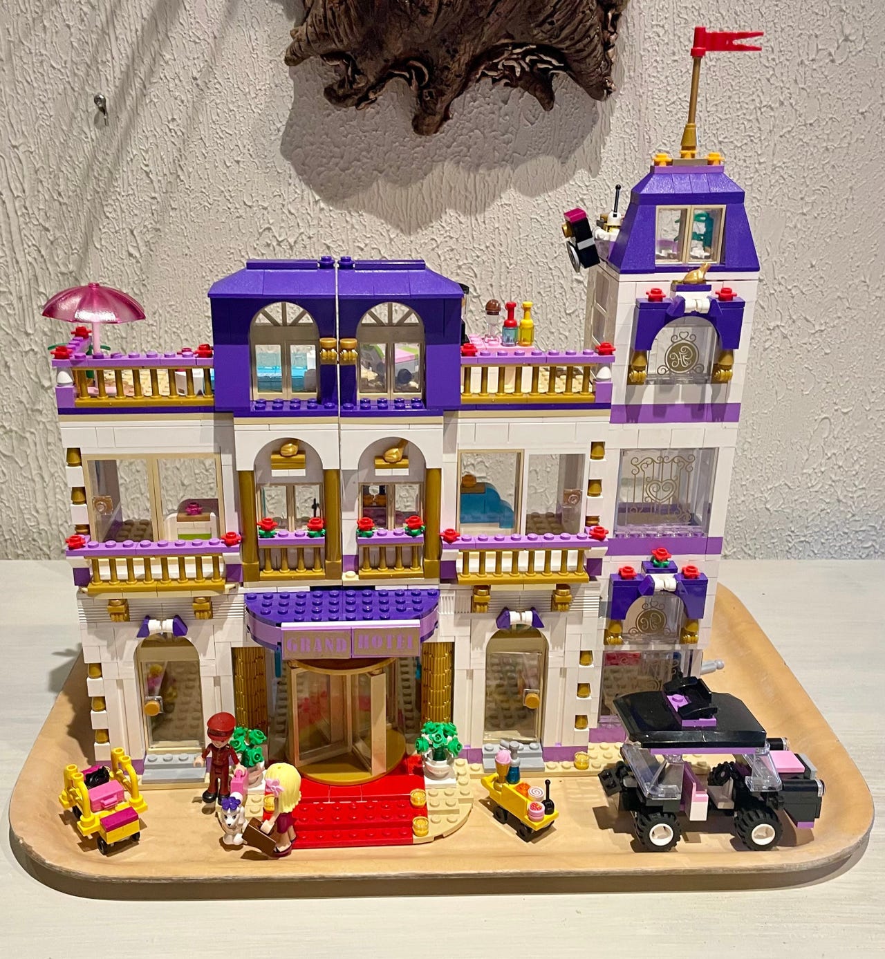 Neljä Lego sarjaa sekä ylimääräisiä osia | Tori