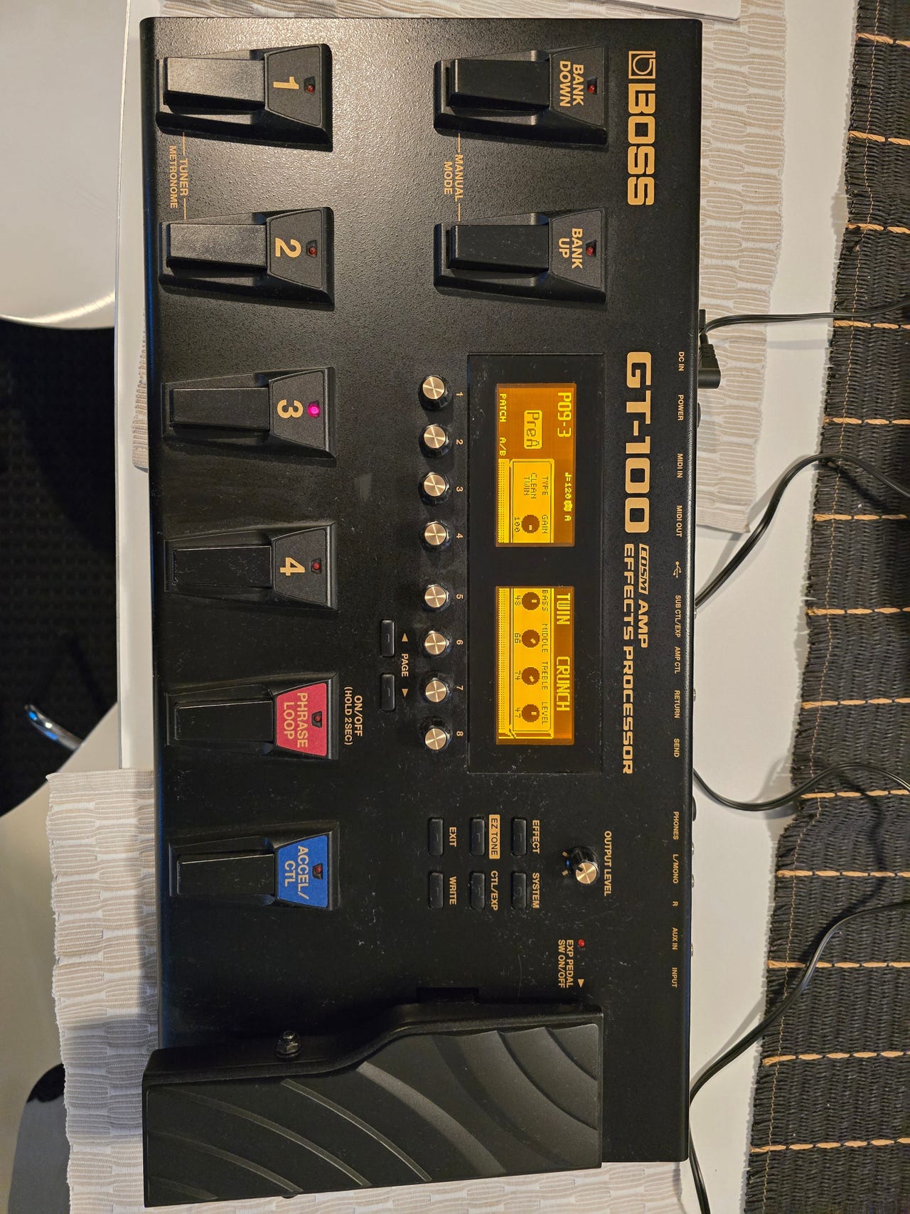 Boss GT-100 efektilaite | Tori