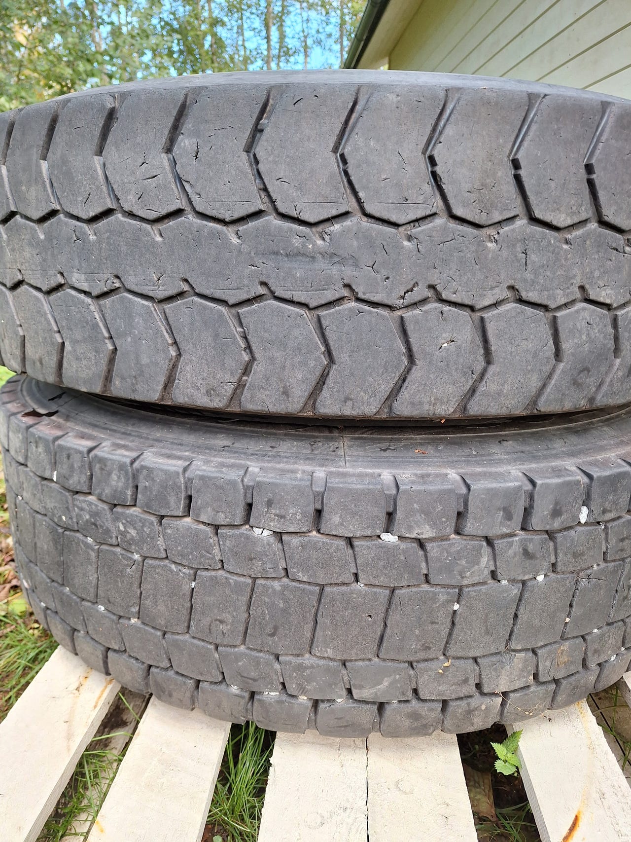 Kuorma-auton renkaat | Tori