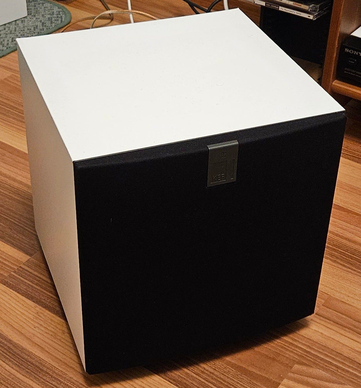 KEF 20B subwoofer | Tori