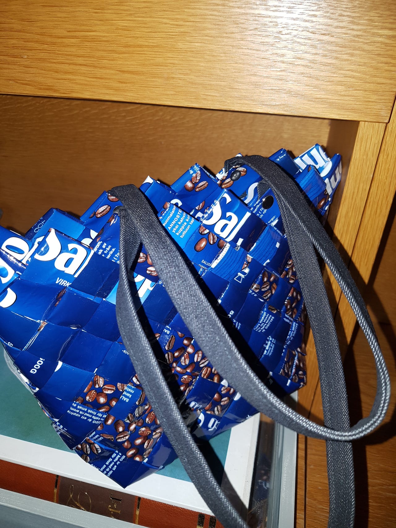 Kahvipussi kassi | Tori