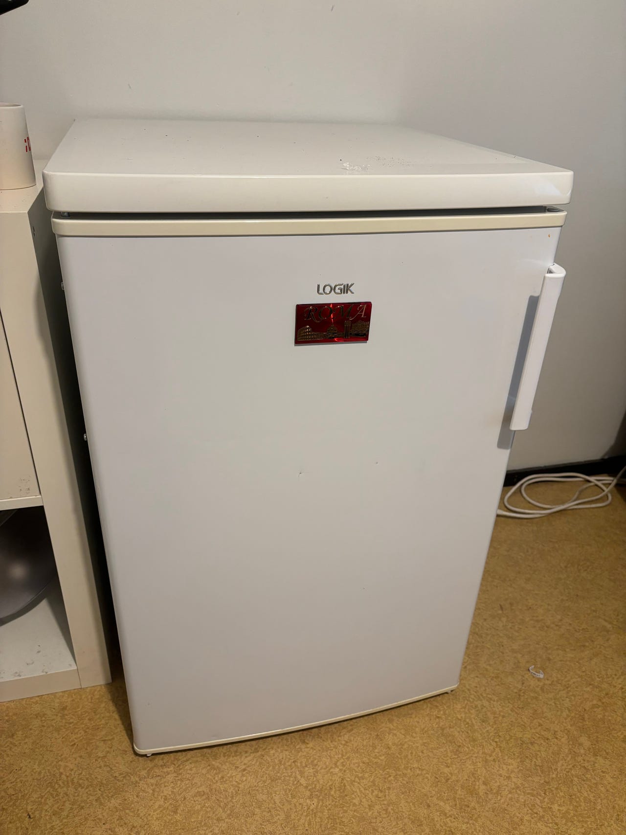 LOGIK mini fridge | Tori
