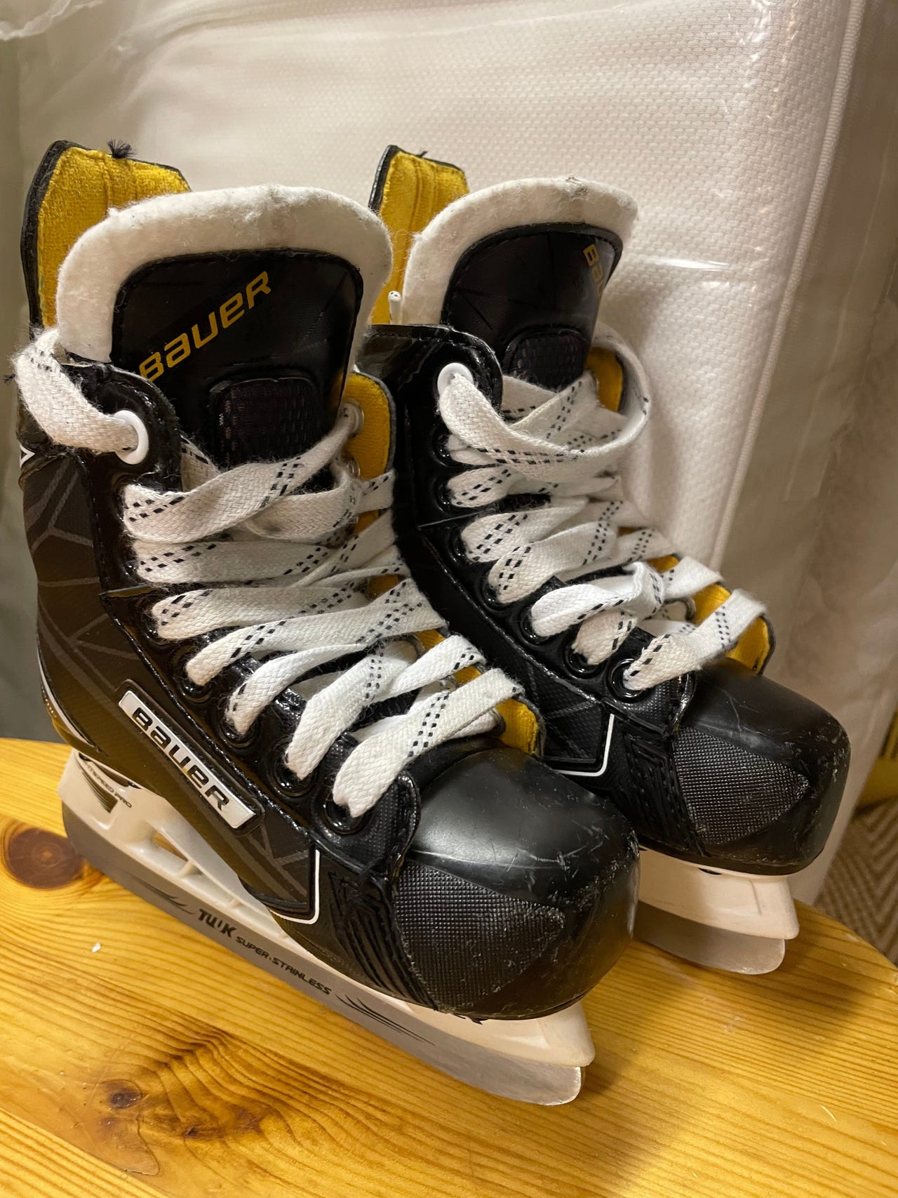 Luistimet Bauer Supreme s160 Lightspeed Pro koko 28,5 | Tori
