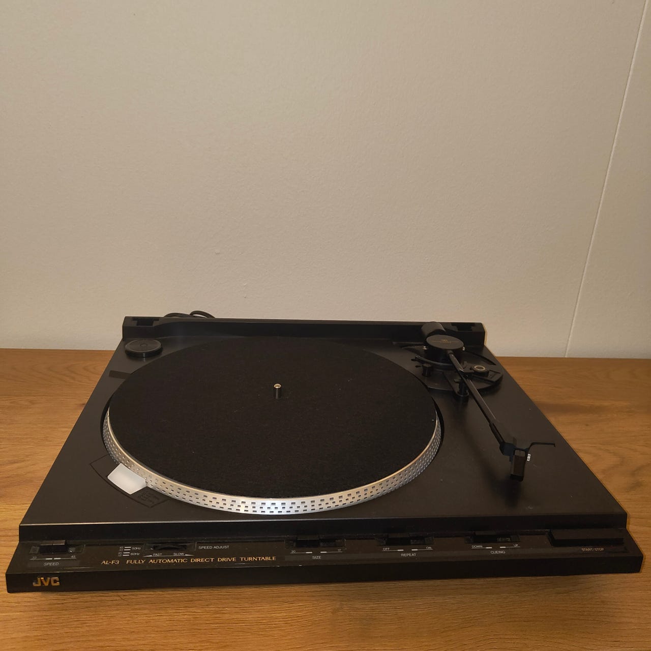 Vinyl Player/ vinyyli soitin | Tori