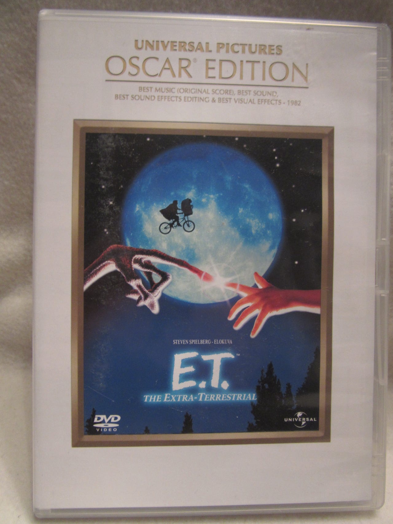 E.T. dvd | Tori
