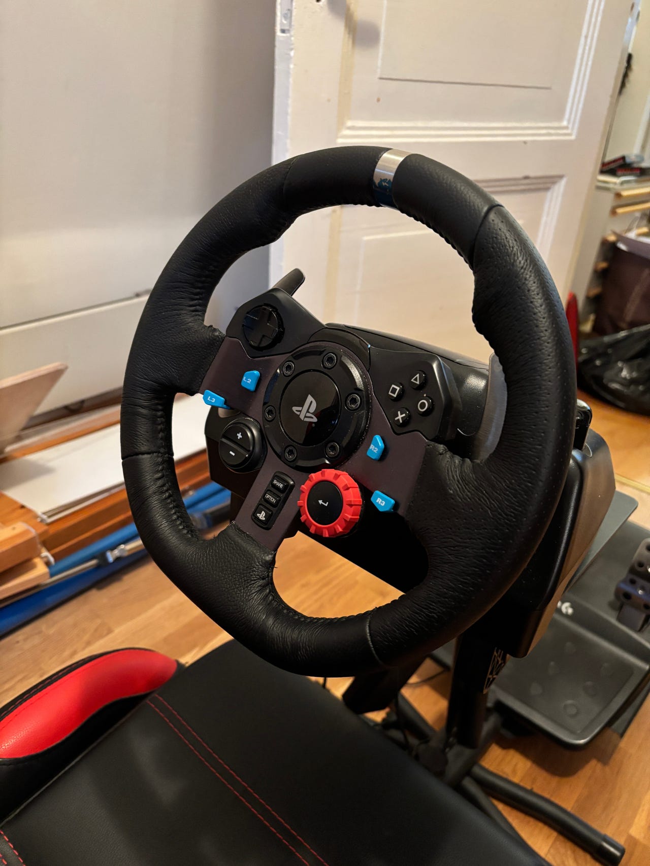 Logitech G29 Driving Force (PC/PS3/PS4) Ratti ja polkimet | Tori