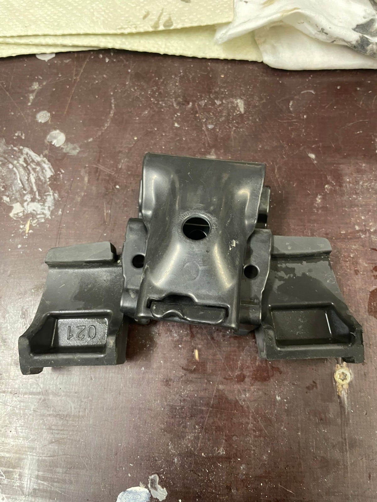 Myydän Thule Kit 186019 (Audi A4, Q5) | Tori