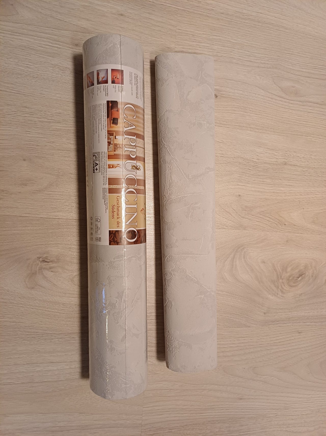 Vaaleanharmaa Cappuccino tapetti n. 1,5 rullaa (0,53m x 10,05m) | Tori