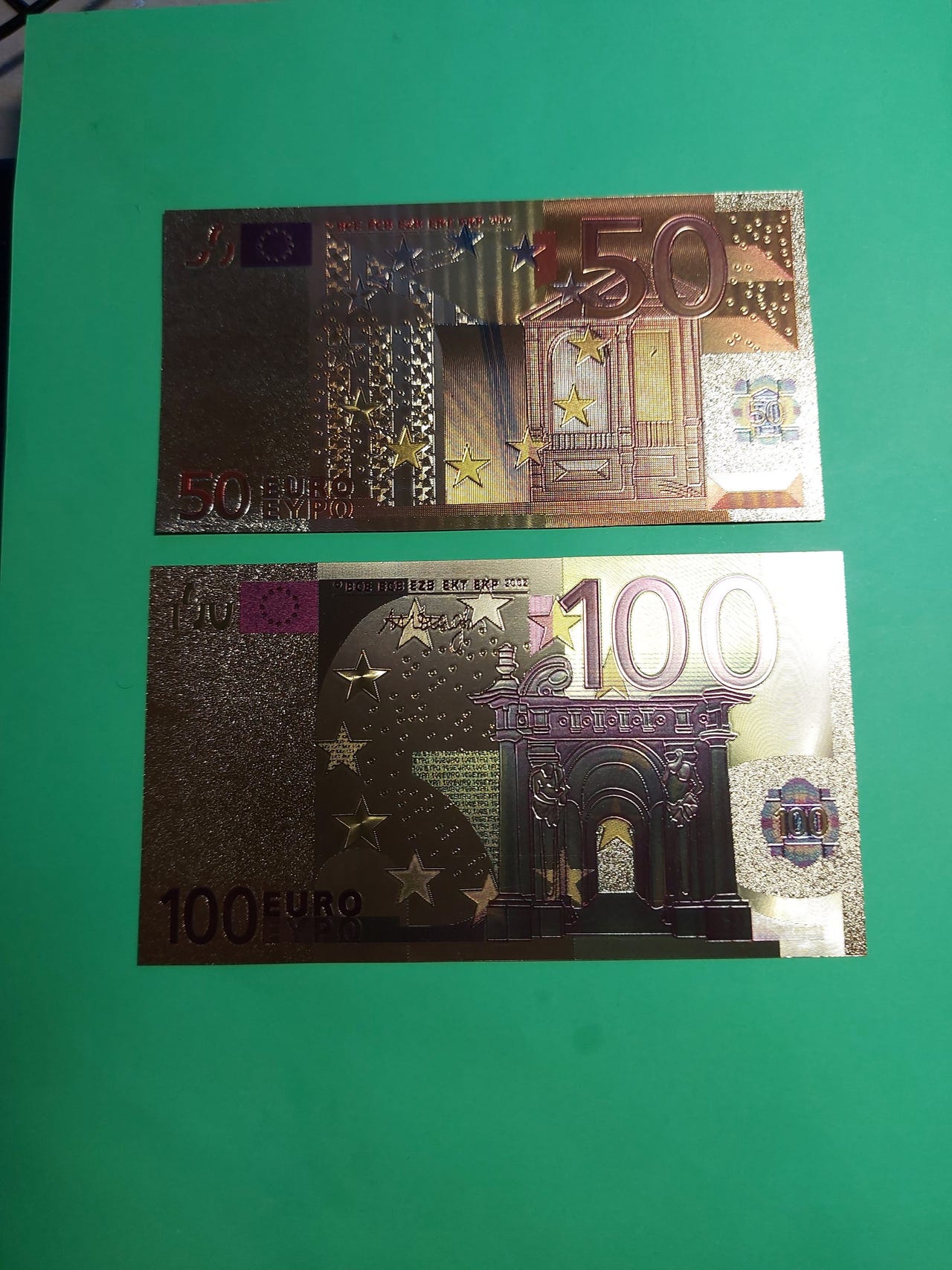 50 ja 100 Euron setelit "kullatut" | Tori