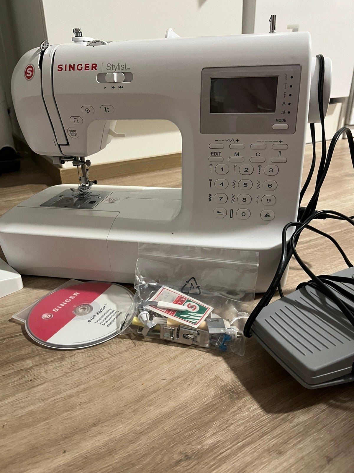 Ompelukone singer 9100 stylist | Tori