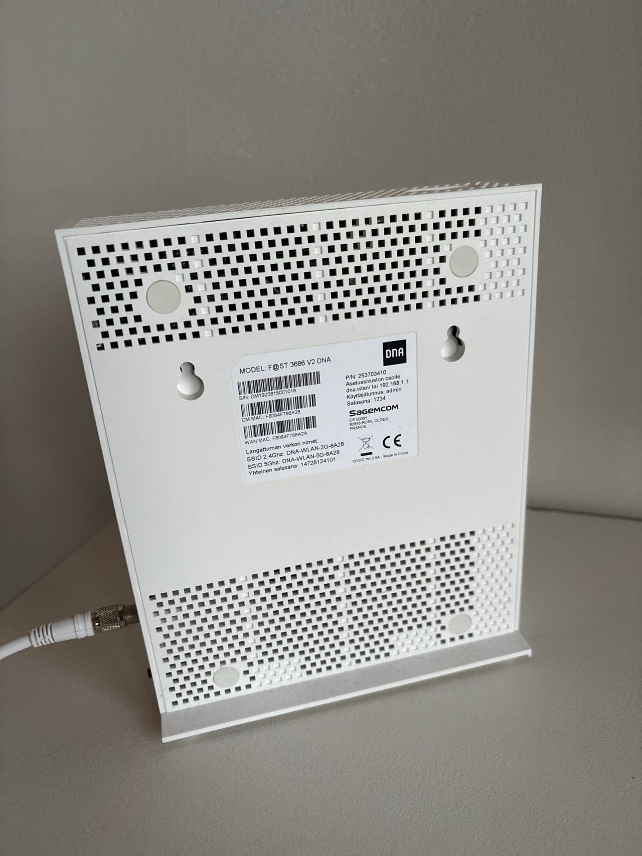 Sagemcom Fast 3686 V2 DNA | Tori