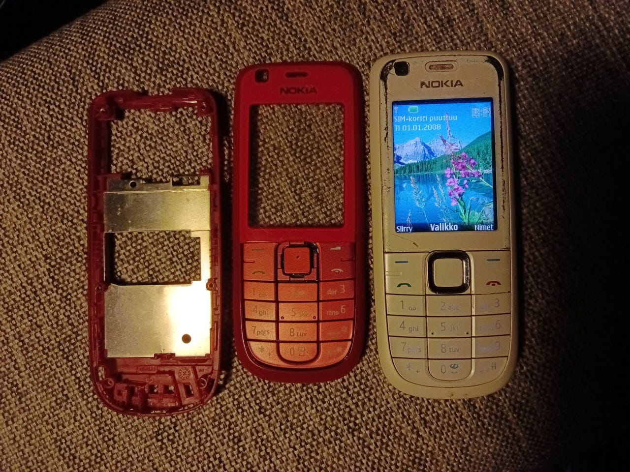 Nokia 3120 Classic vaihtokuorella | Tori