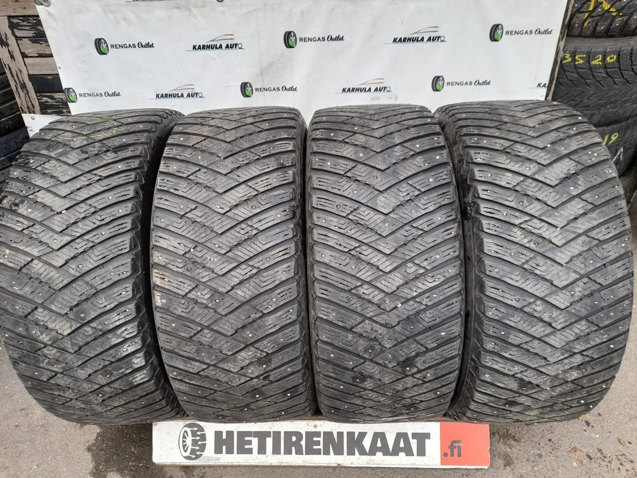 275 45 R20 K ytetyt Nastarenkaat Tori 275-45-r20-k-ytetyt-nastarenkaat-tori