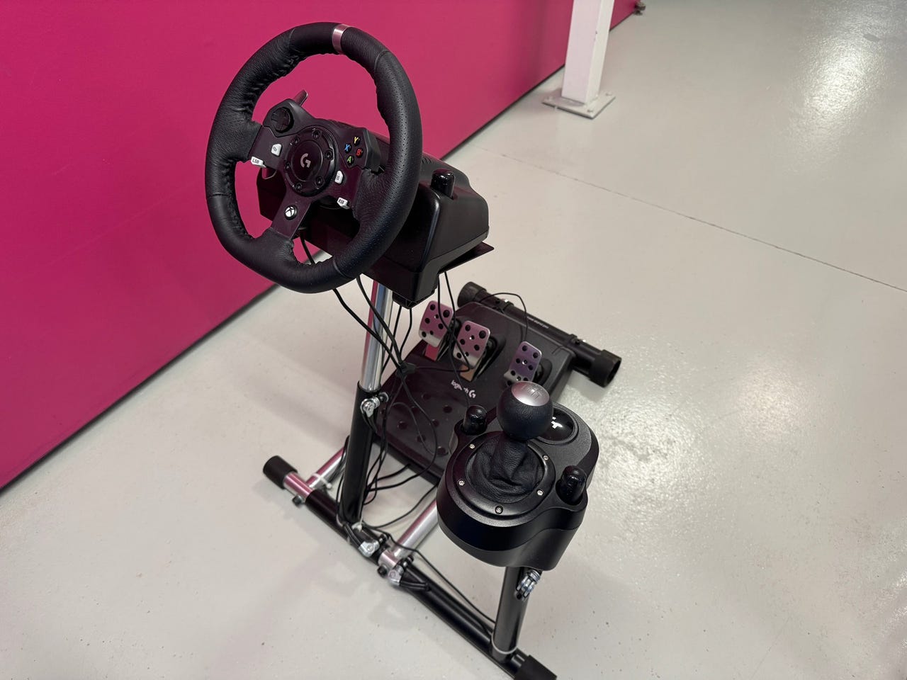 Logitech G920 Ratti, polkimet, vaihdekeppi ja teline XBOX/PC | Tori