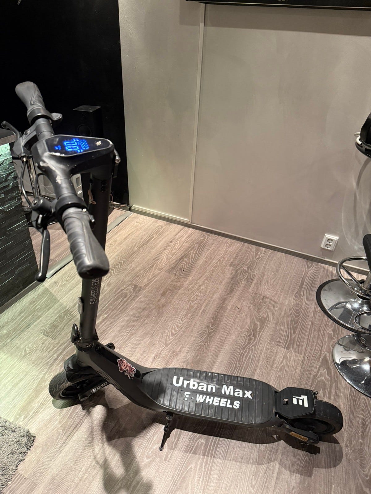 Sähköpotkulauta E-wheels E2S Urban Max | Tori