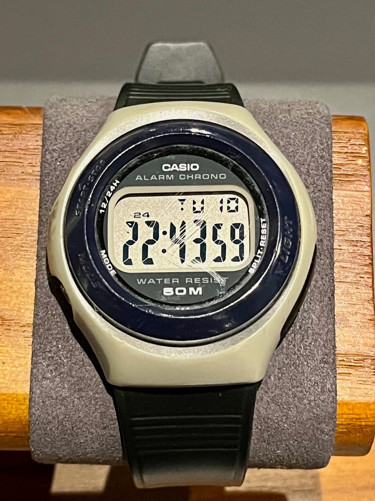 CASIO W57-1AV Illuminator miesten vapaa-ajan urheilukello | Tori