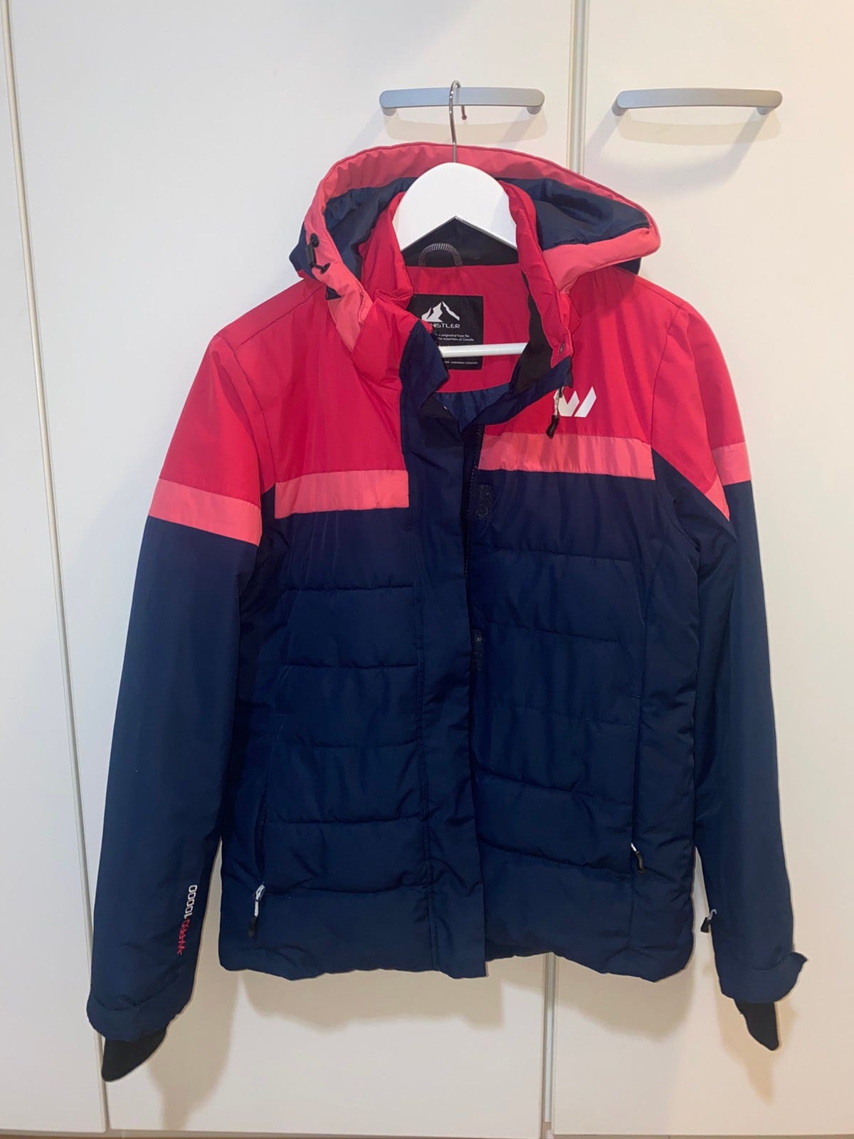 Laskettelutakki WHISTLER, koko 36 | Tori