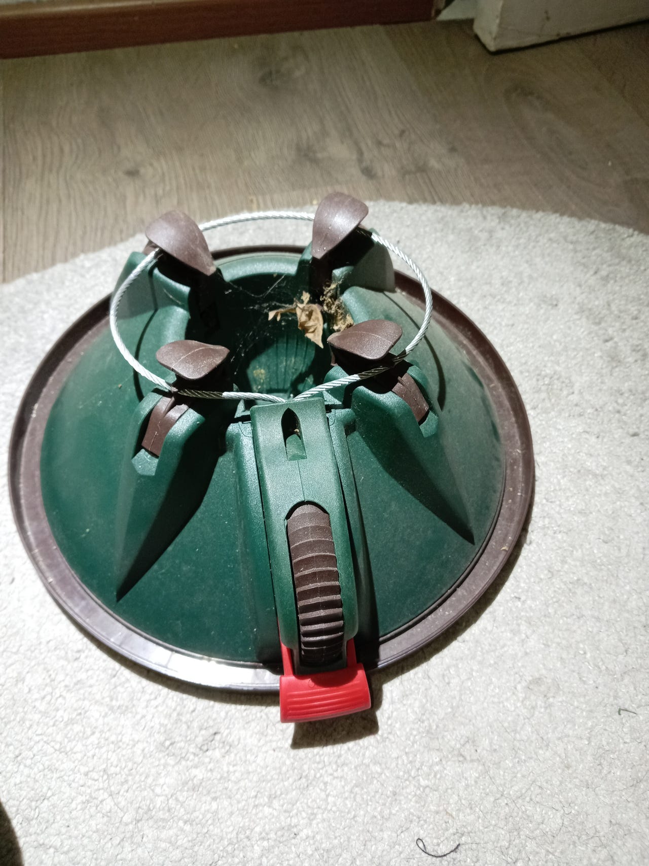 Joulukuusen jalka | Tori