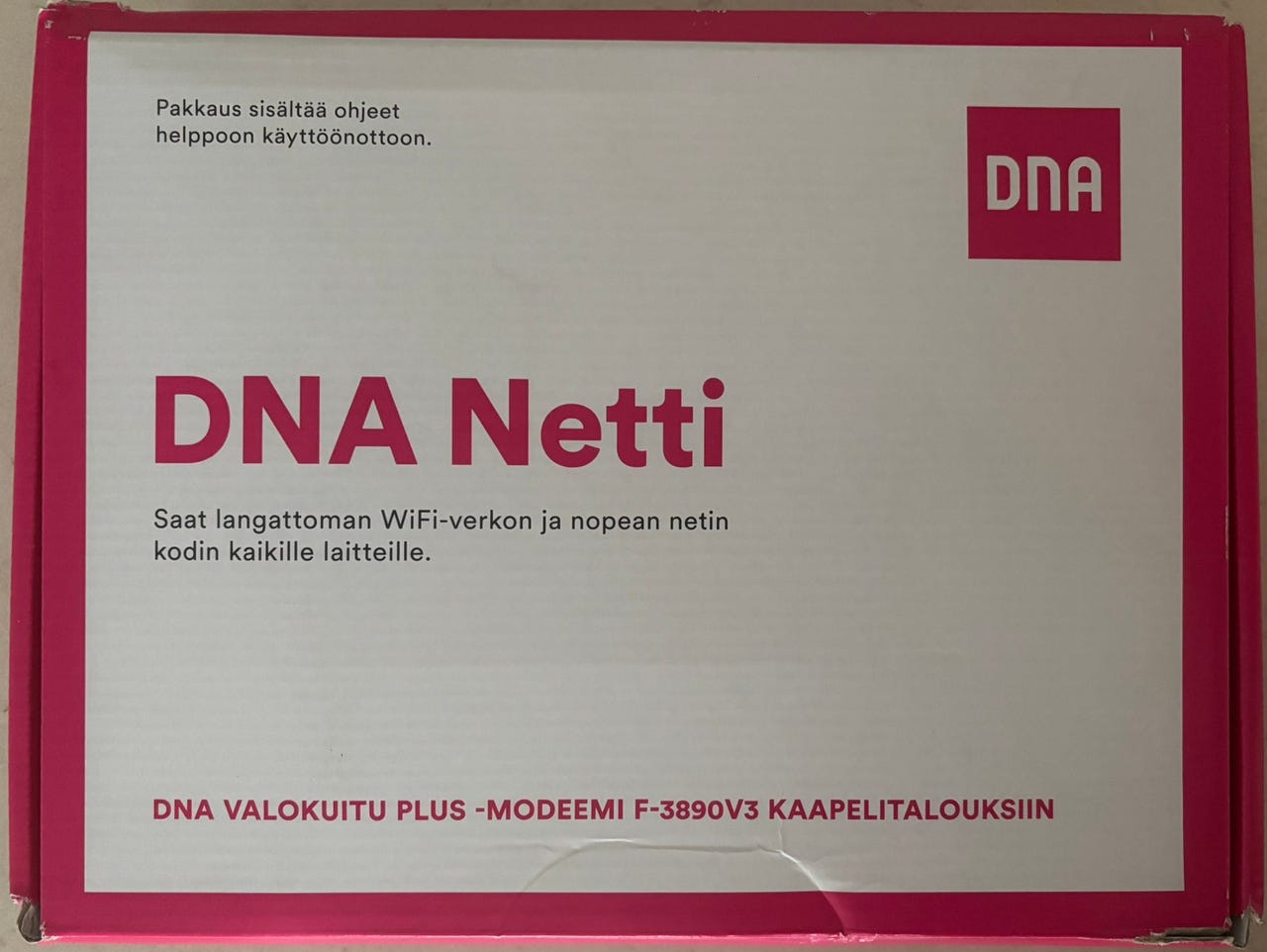 DNA Valokuitu Plus -modeemi F-3890v3 kaapelitalouksiin | Tori