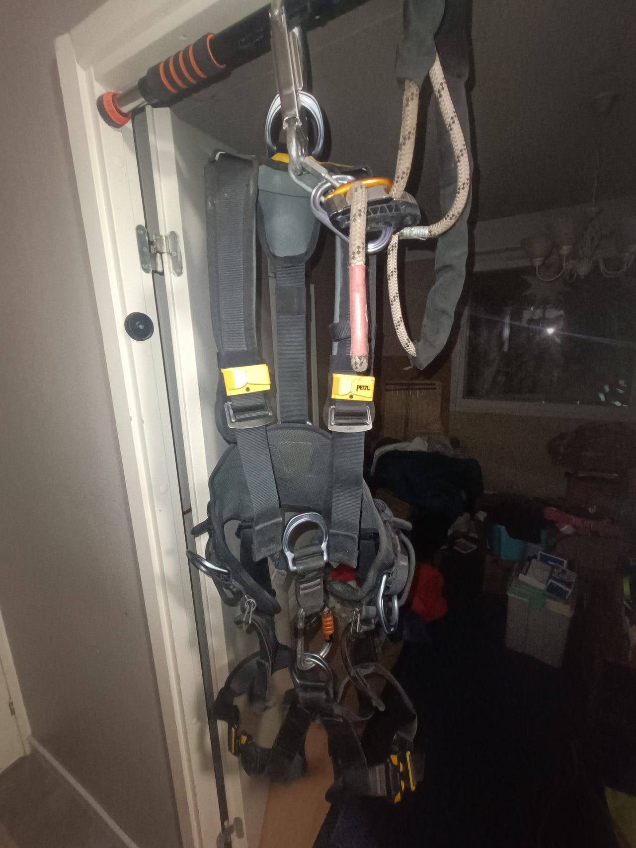 Turvavaljaat Patzl Avao 2. | Tori