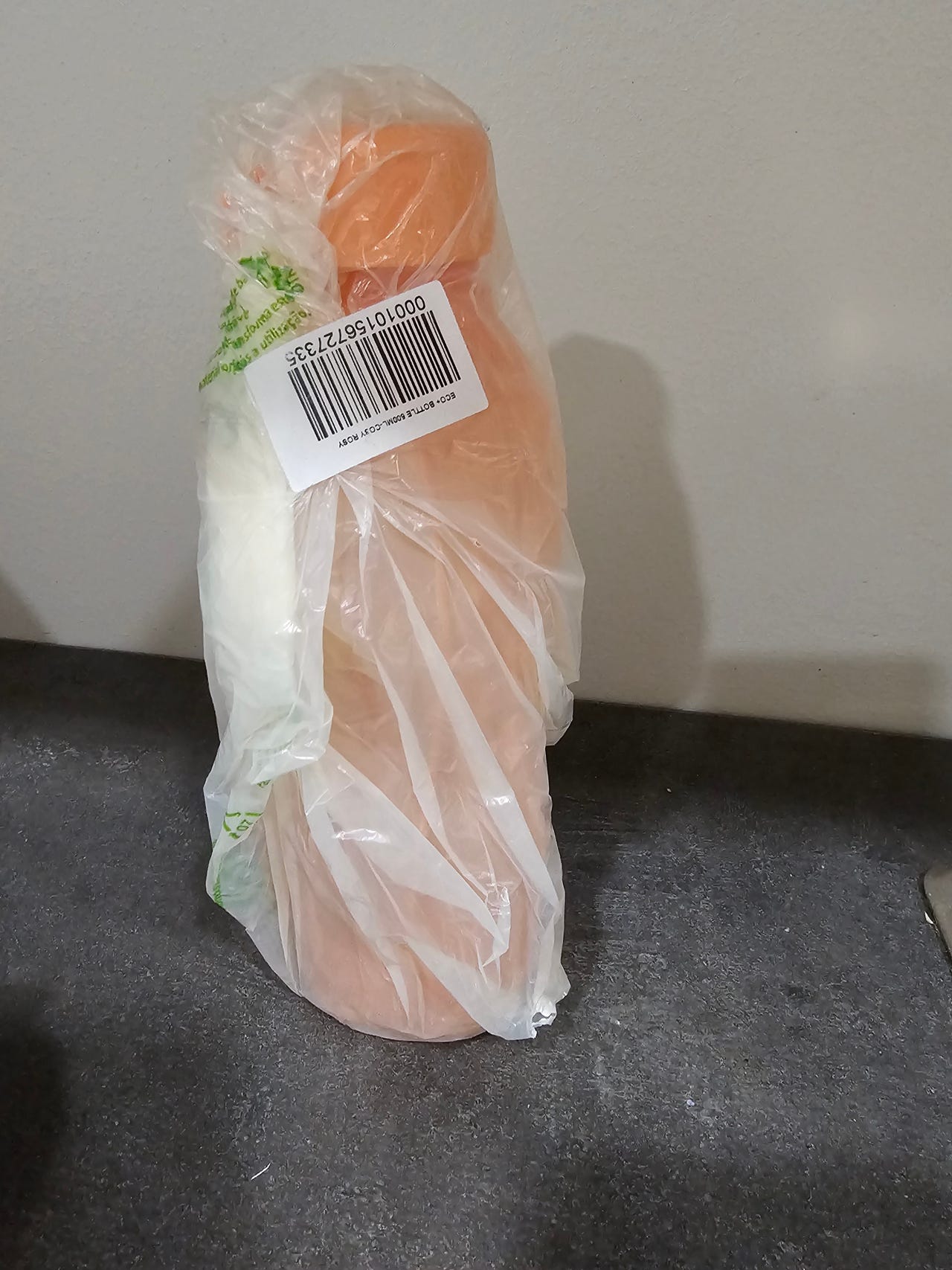 Tupperware uusi juomapullo 500ml kierrekorkilla | Tori