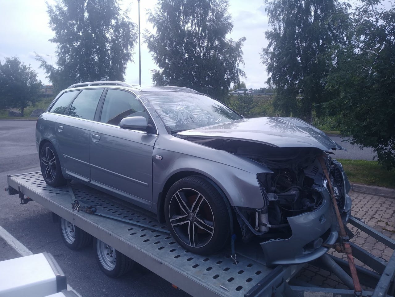 Audi A4 B7 1.8T osina | Tori